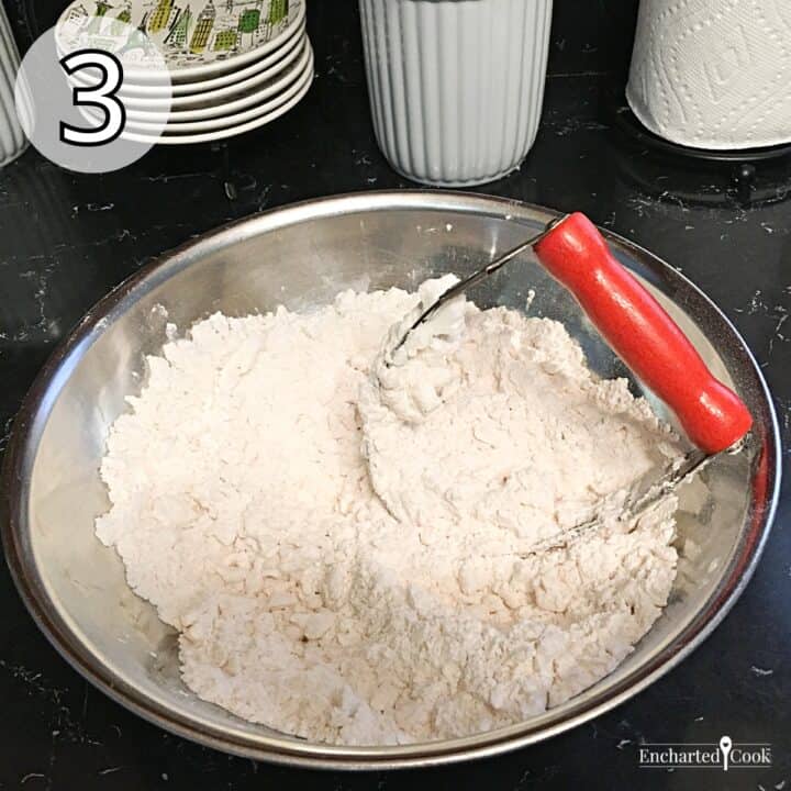 Heart-Shaped Sweetheart Scones – Encharted Cook